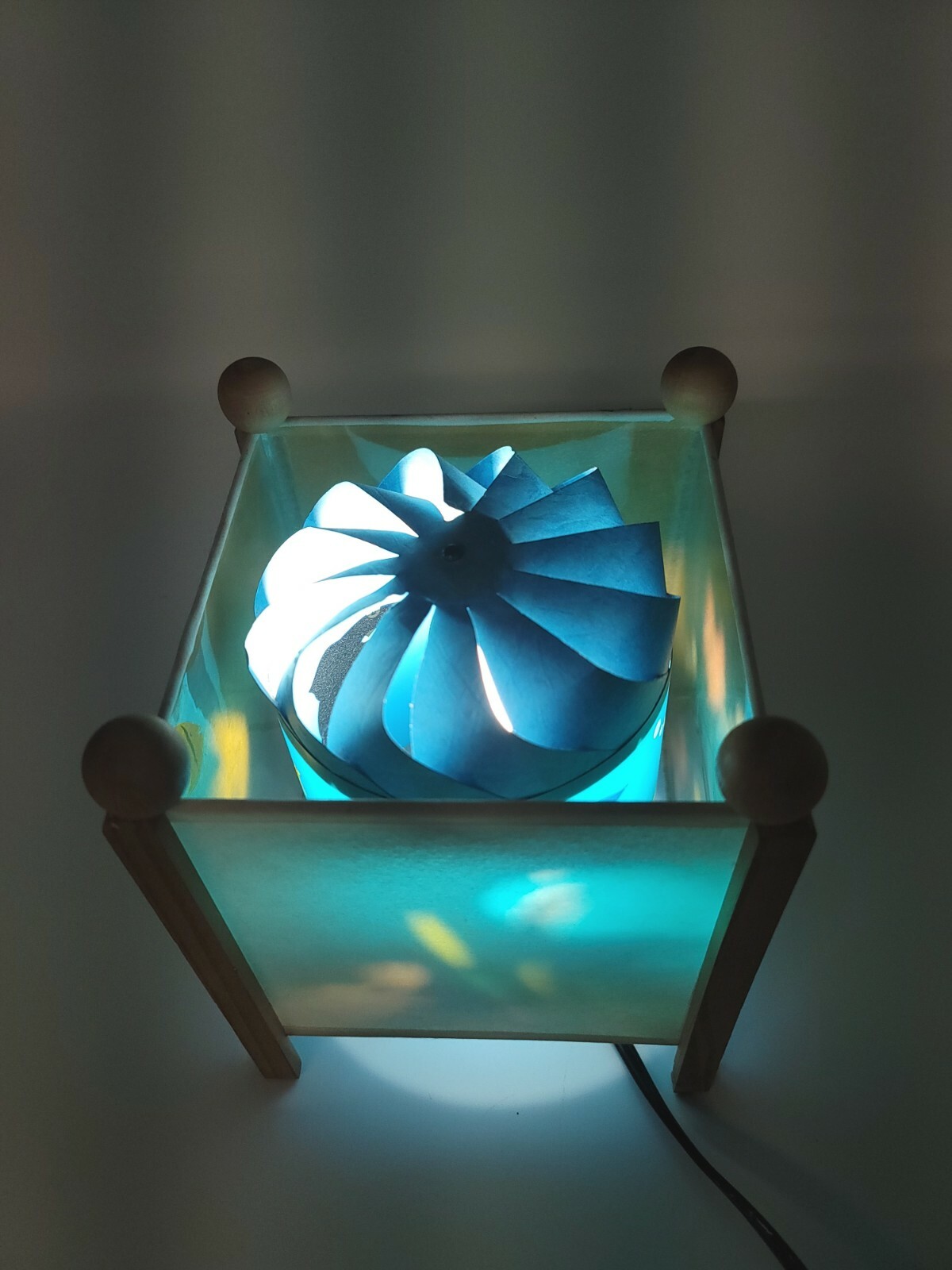 Spinning Shadow Lamp