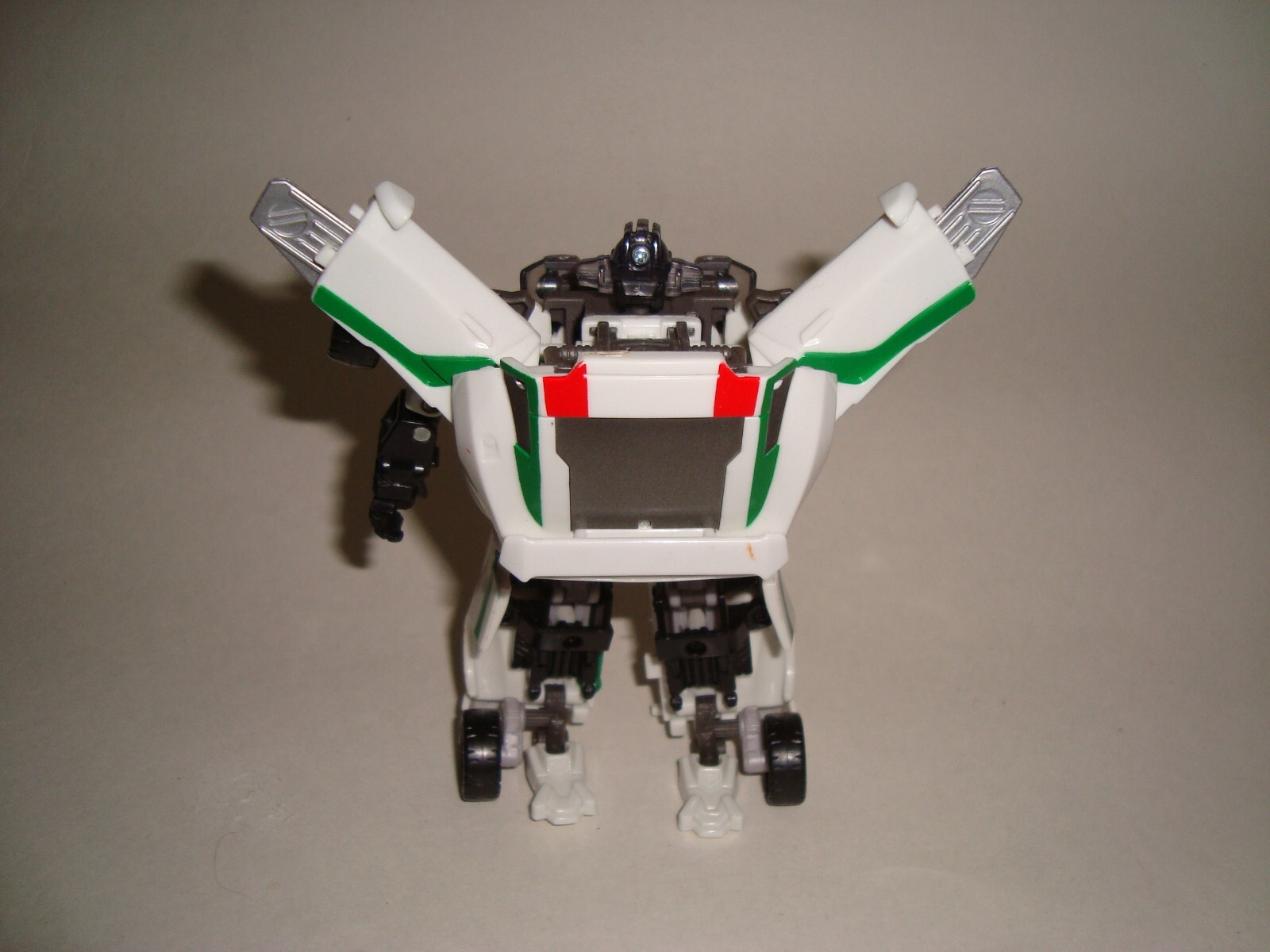 Transformers Generations Classics Universe Deluxe WHEELJACK Figure ...