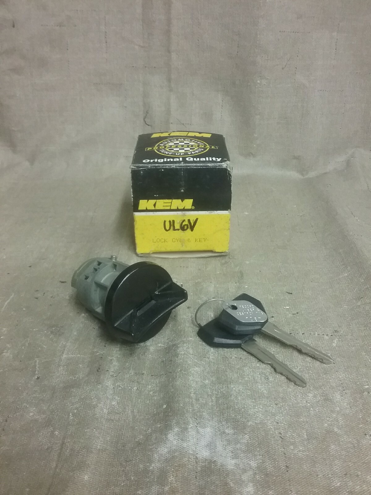 KEM UL6V Ignition Lock Cylinder w/ Keys | eBay