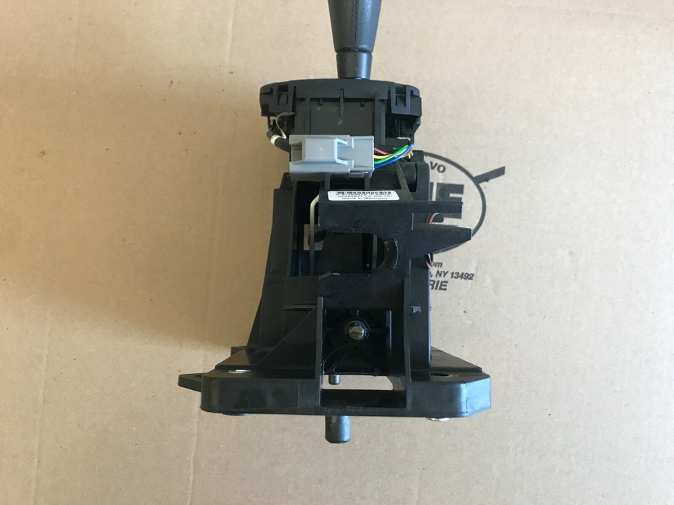 04-13 Volvo S40 V50 C30 C70 Automatic Floor Shifter Assembly 31259587 ...
