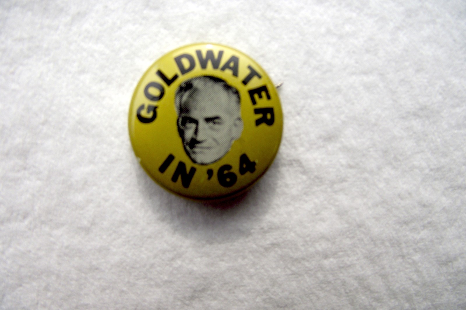 c1964 portrait Goldwater in 64 president political pinback 7/8" button ...