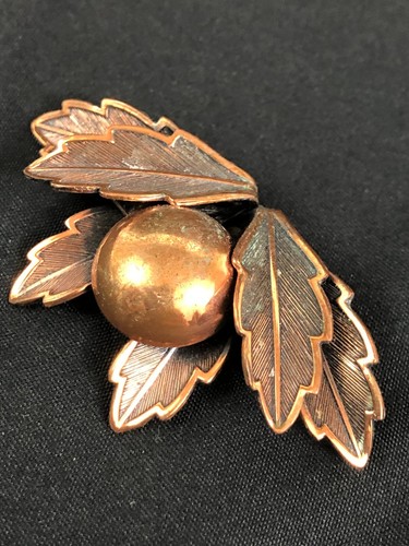 vintage pin solid copper - Gem
