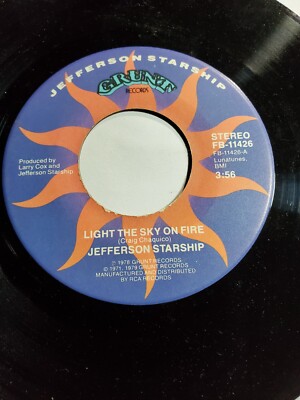 Jefferson Starship - Light The Sky On Fire / Hyperdrive (45rpm, 1978 ...