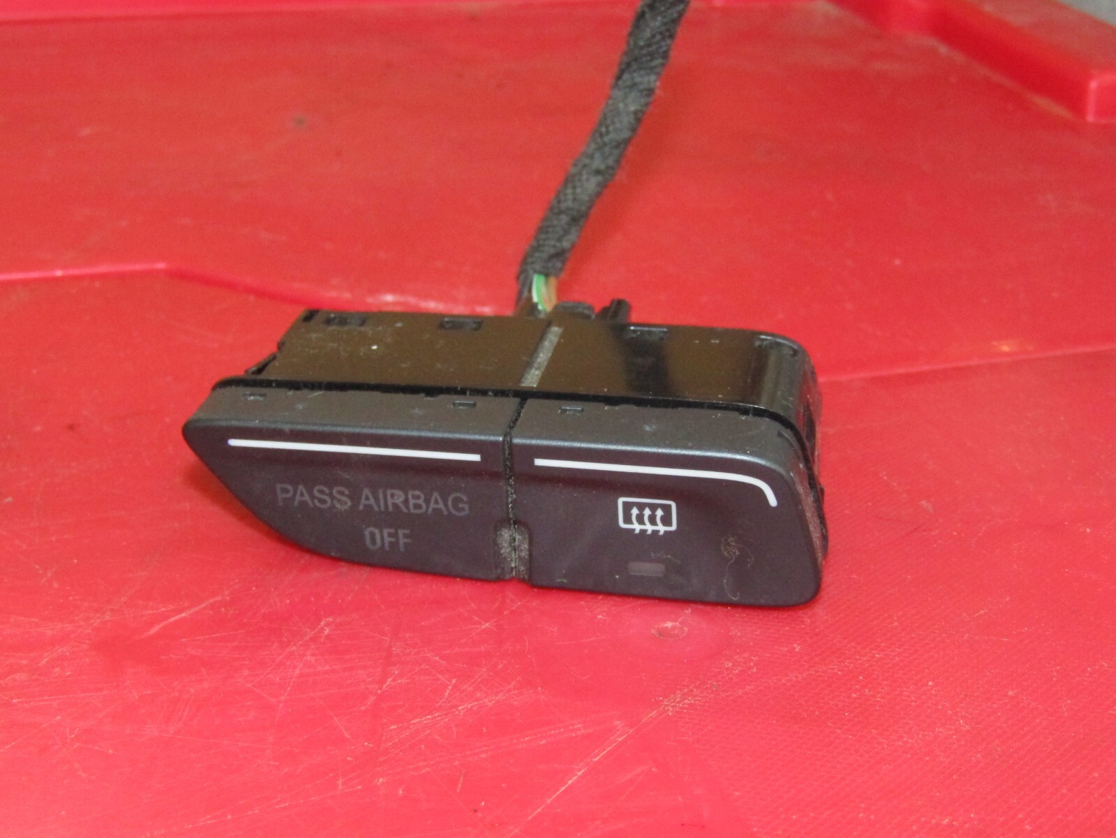 2012-2014 Ford Focus OEM passenger safety indicator & defrost switch 12 ...