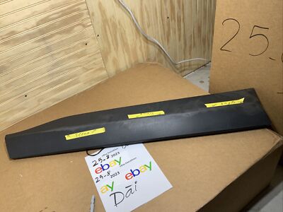2019 -2023 TOYOTA RAV4 LEFT FRONT DOOR LOWER MOLDING TRIM 75074-0R070 ...