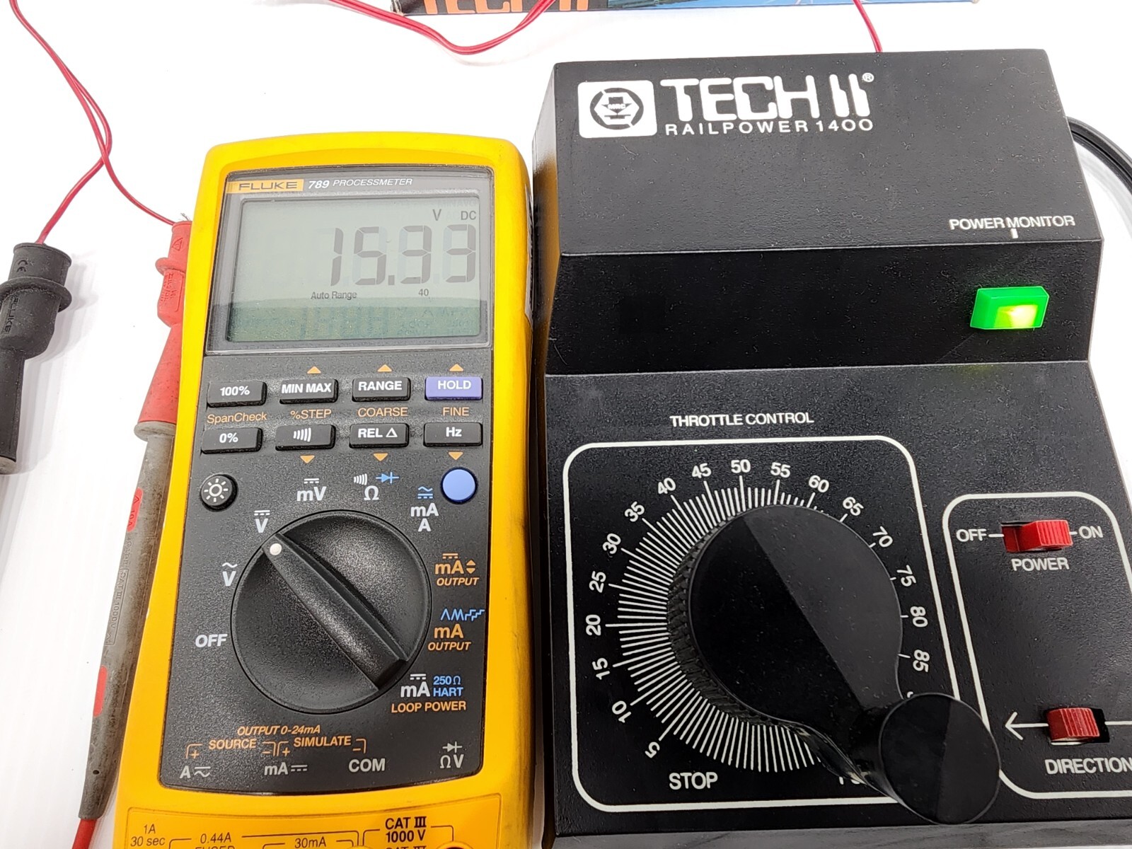 Vintage MRC Tech II 2 Railpower 1400 Model Train Control Hobby ...