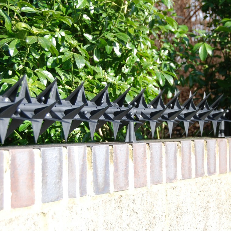 Stegastrip Fence Wall Spikes 2.5m rotating Security anti cat Intruder ...