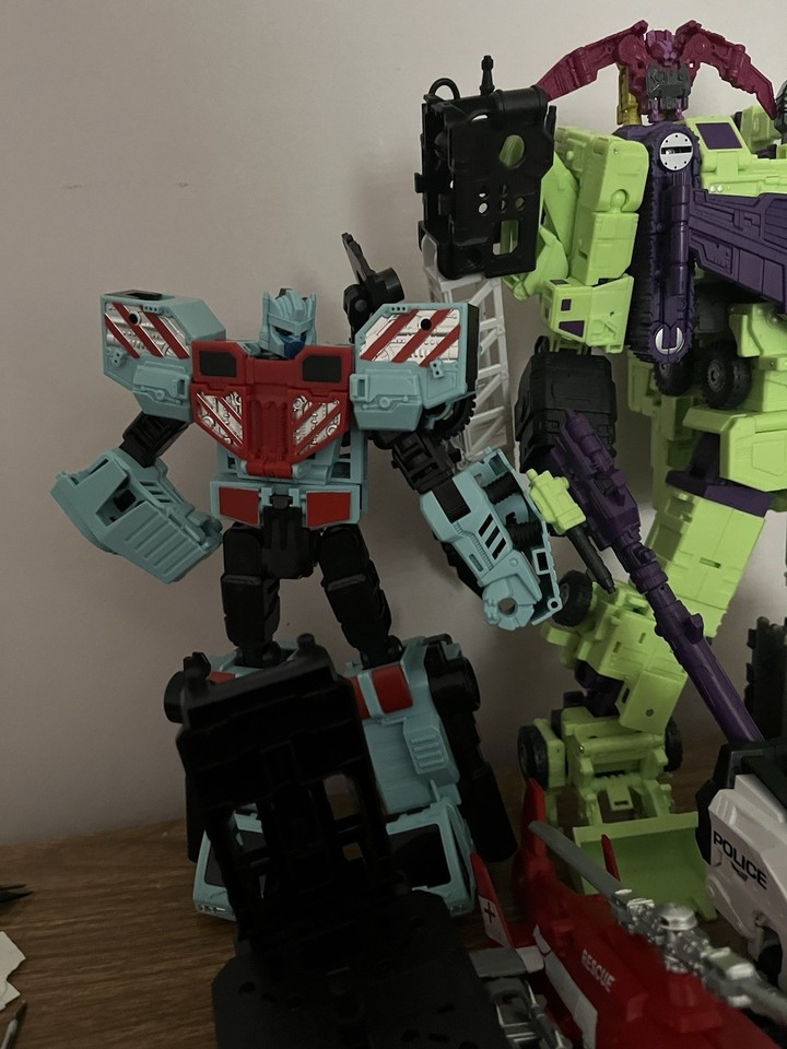 Combiner Wars KO Defensor OVERSIZED With Upgrade Kit (Complete) no ...