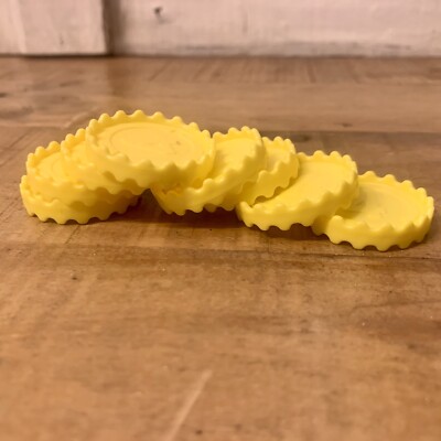 Connect Four Game Replacement Pieces - LOT OF 8 chips | eBay