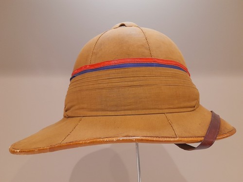 BRITISH WWI OFF. WOLSELEY FOREIGN SERVICE KHAKI PITH SUN HELMET ENGLISH ...