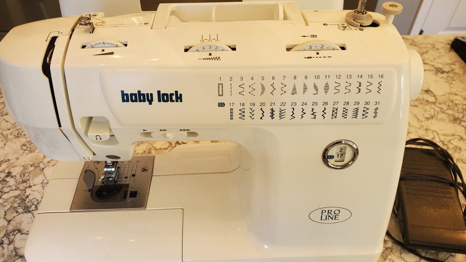 Baby Lock Pro Line BL6800 Sewing Machine w/Foot Pedal - Tested ...