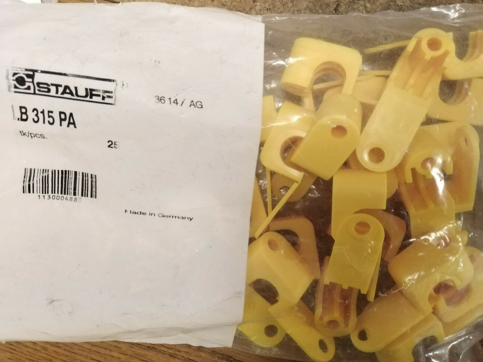 Stauff Schelle für Hydraulikrohr Grösse 4 mit Anschweissplatte und ...