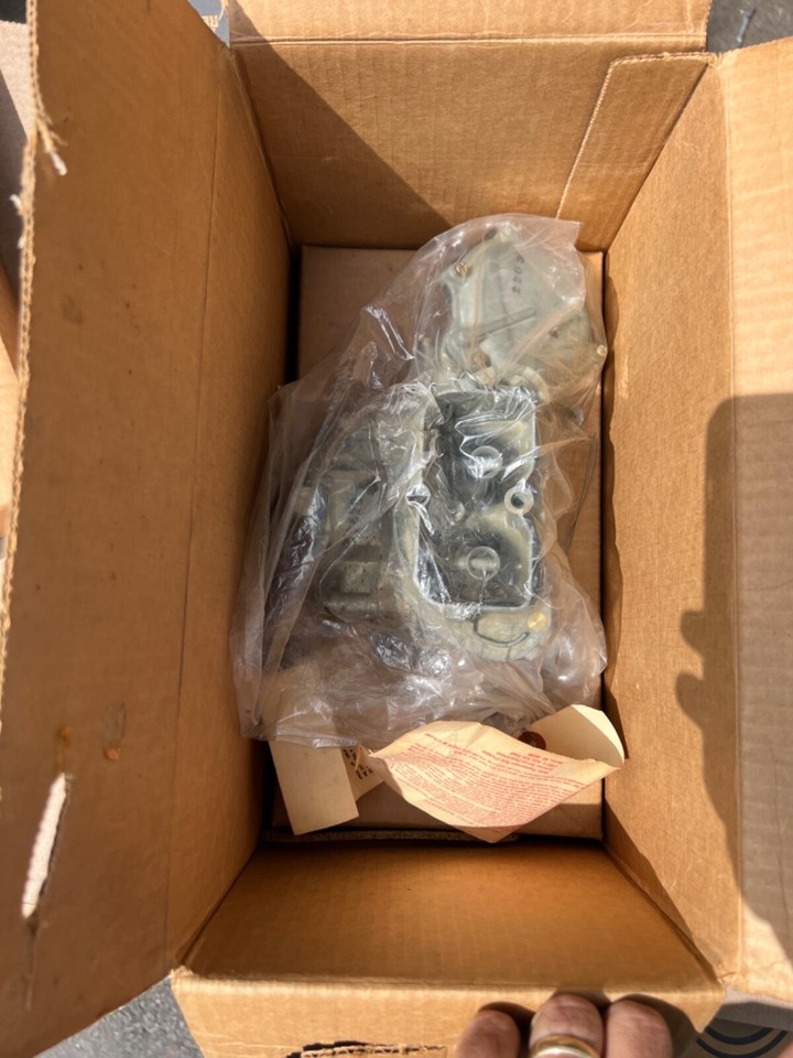**NOS** 1968 Corvette Holley Tri Power 3x2 Carburetor **3659** 4056 68 ...