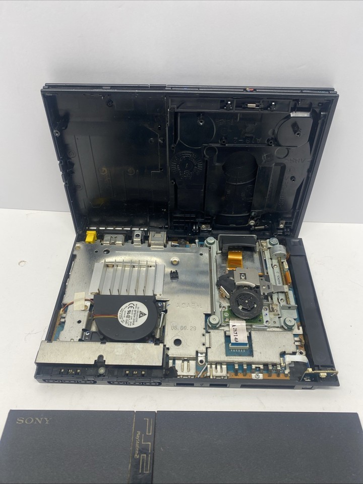 Sony PlayStation 2 PS2 SCPH-77001 Slim Console Only For Parts or Repair ...