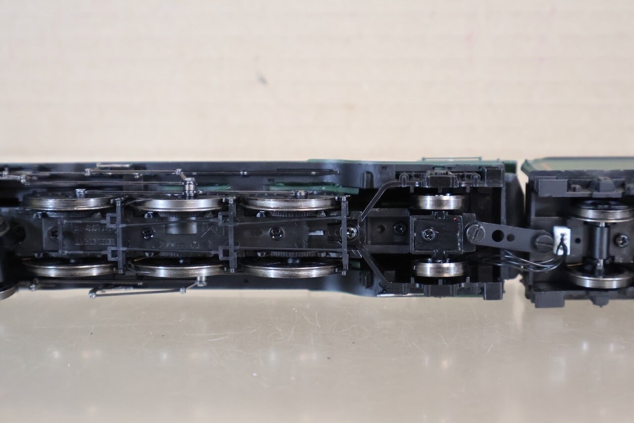 Hornby R3312 Class A3 BR Early Crest Minoru 60062 for sale online | eBay