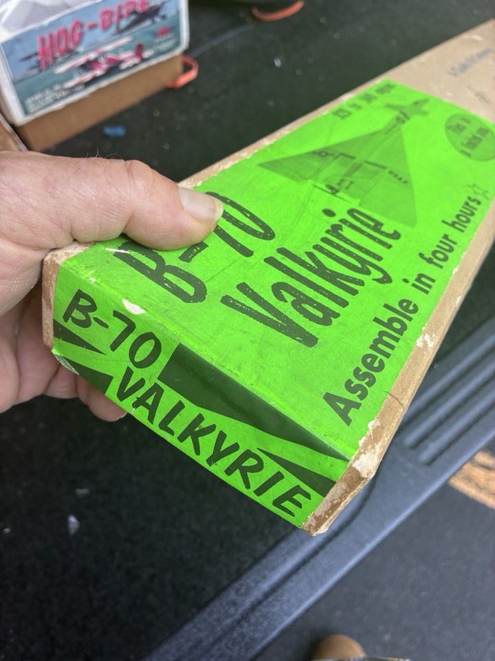 Competition B-70 Valkyrie Cox .020 .049 Balsa R/c Free Flight Model ...