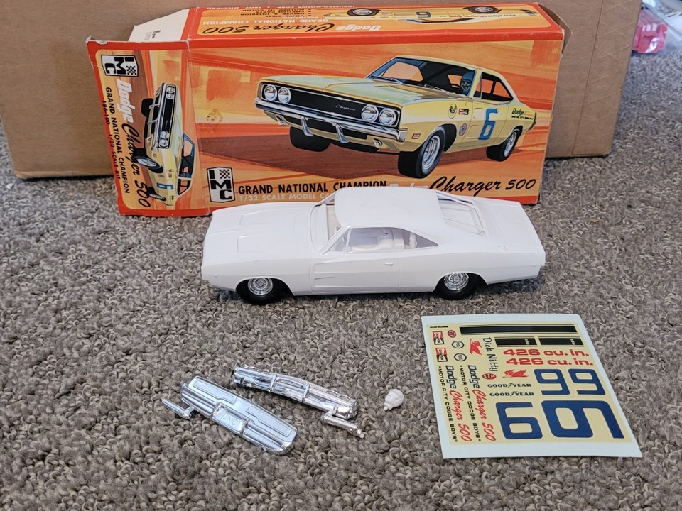 Vintage IMC 1969 Dodge Charger 500 Model Kit Complete in box. White 1/ ...