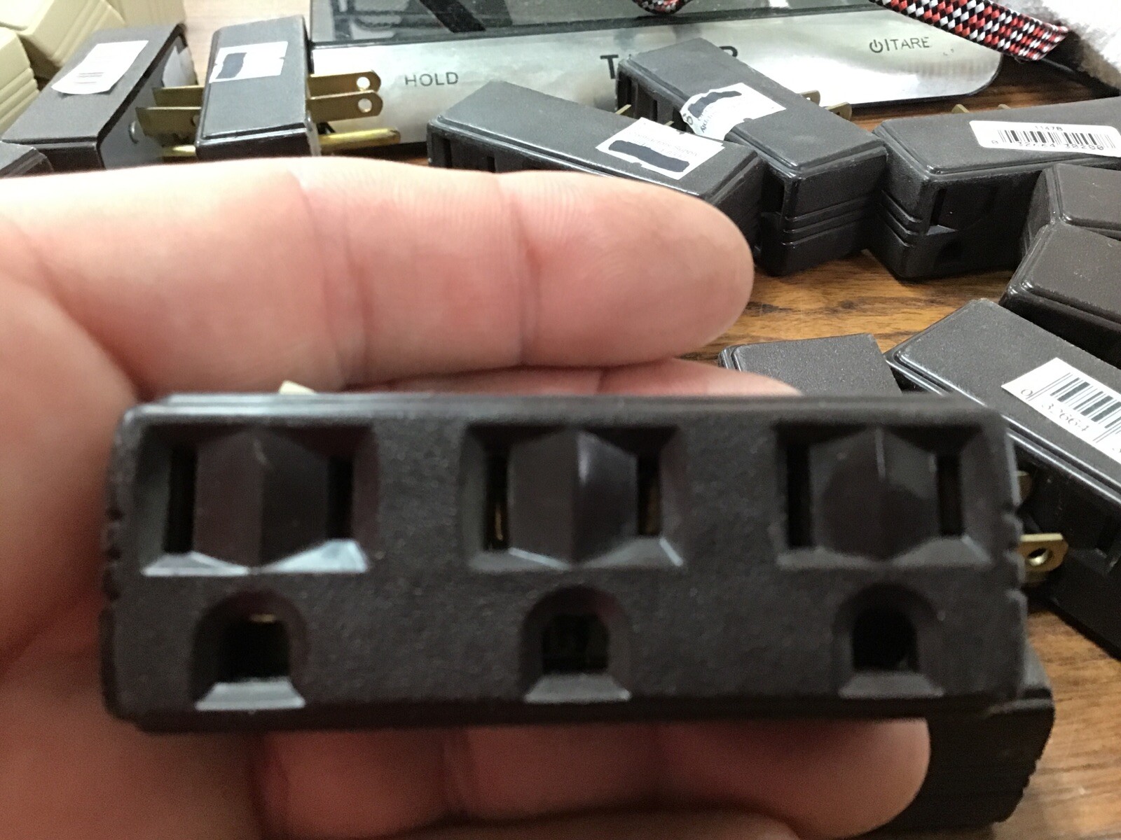 (4-PCS) Eagle Brown 3 Outlet Adapters 125V 15A Open Box (TA6MS) | eBay