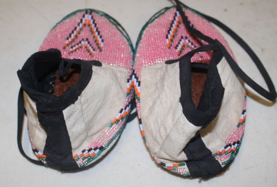 NATIVE AMERICAN REGALIA POWWOW PINK DANCE OUTFIT 11 PIECES FREE ...