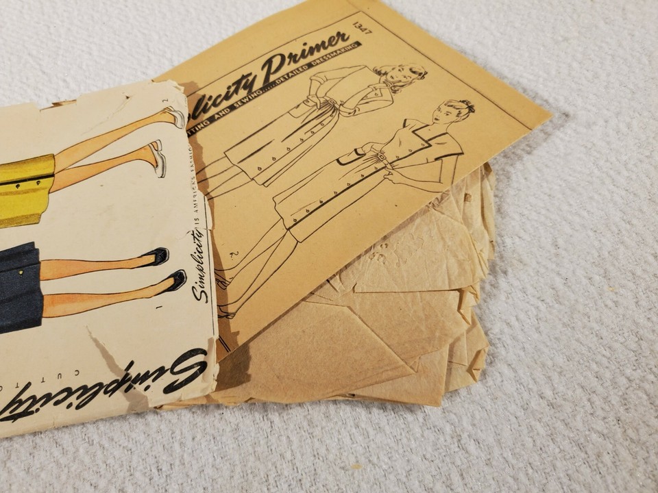 Vtg 1950s Simplicity Printed Sewing Pattern No. 1347 Jr. Misses Dress ...