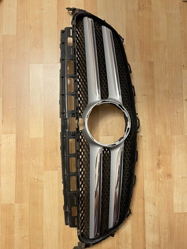 Mercedes-Benz E W213 ,W238 2016- Front bumper upper radiator Grille ...