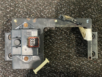 International DT466E EGR Valve with Mounting Bracket, 1844375C2 ...