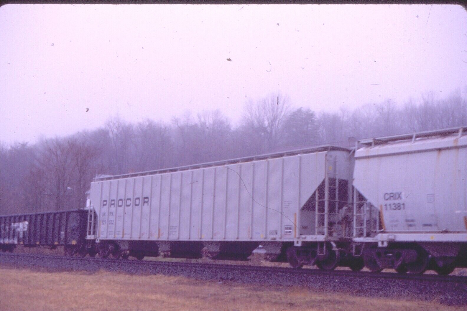 freight car-Procor 62' covered hopper @ Bowmanstown Pa. 2012 Kodak ...