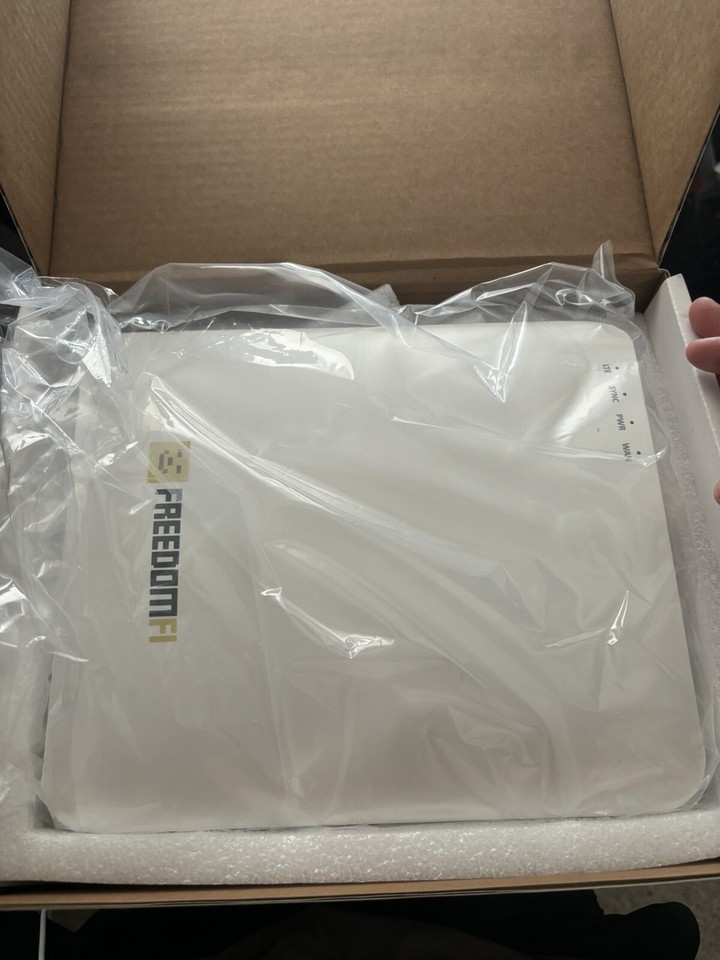 FreedomFi Indoor CBRS Small Cell GTW- Plug and Play | eBay