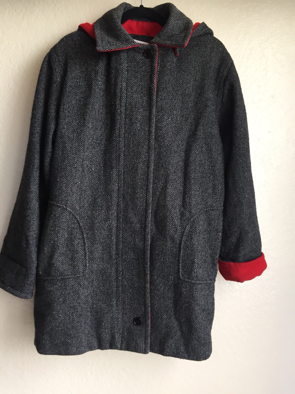 Vintage Herman Kay Oversized Wool Coat Gray Red Deta… - Gem