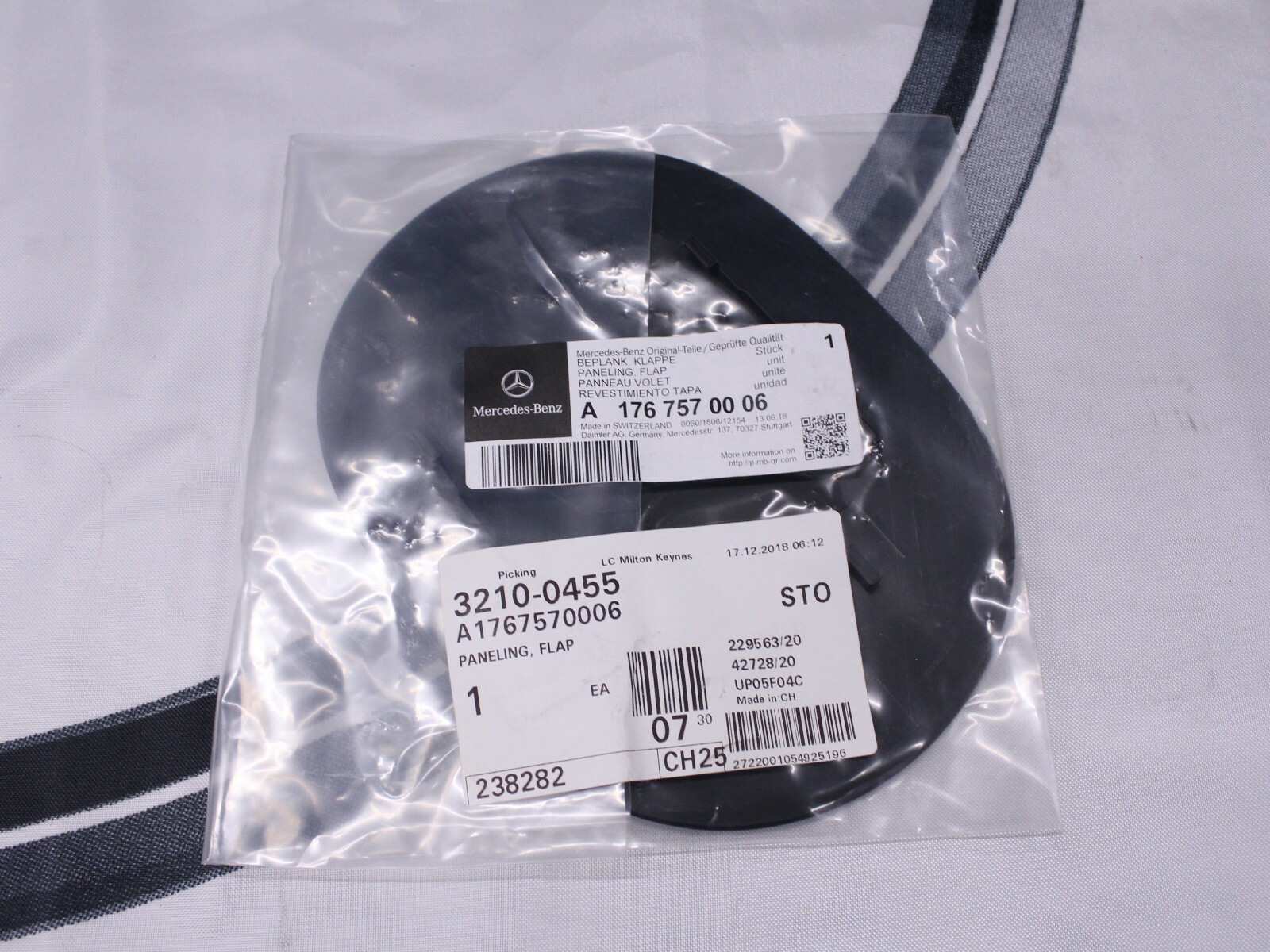 NEW Genuine Mercedes-Benz W176 A-Class Fuel Flap Cover Primed ...