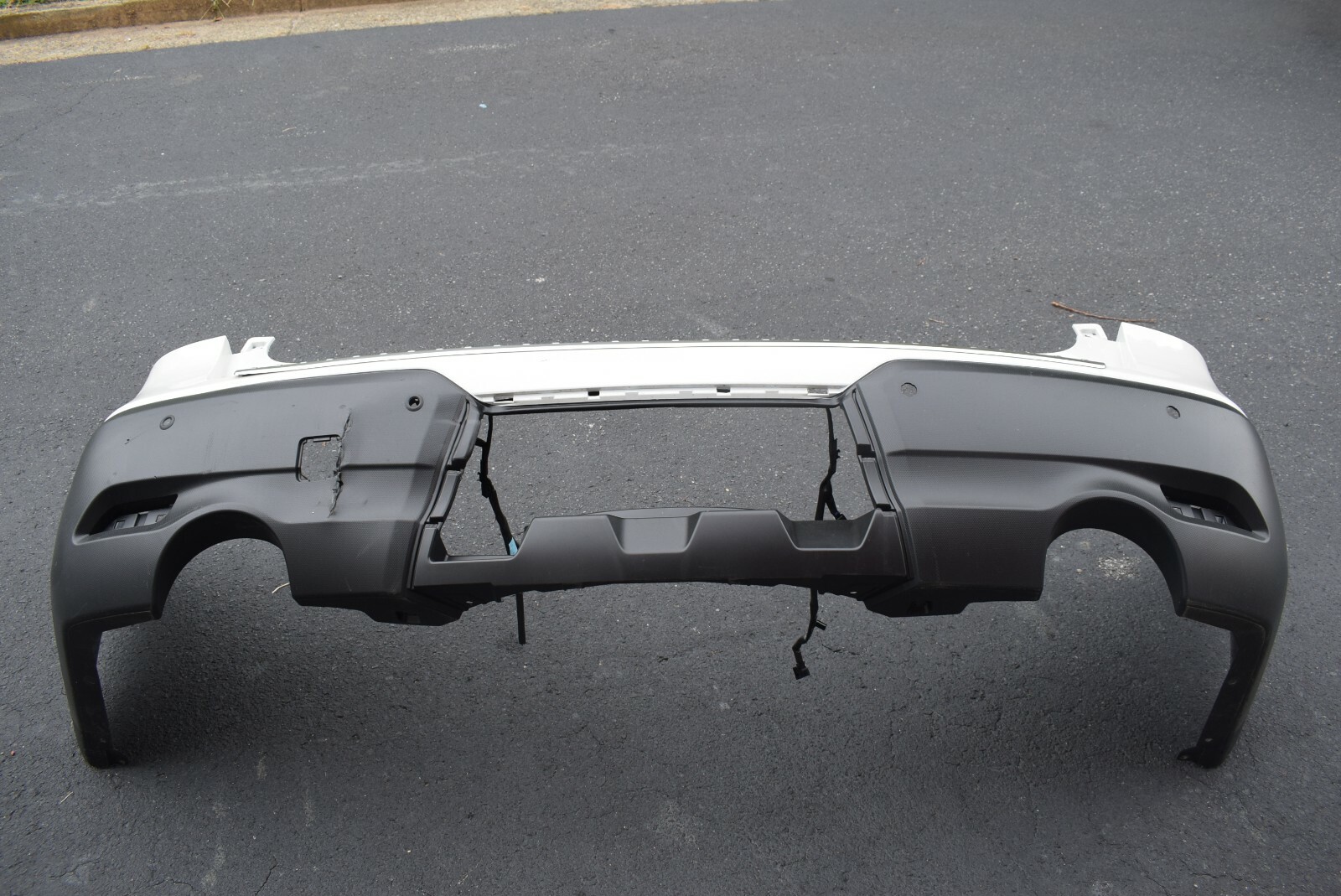 2019 SUBARU ASCENT REAR BUMPER FACTORY OEM | eBay