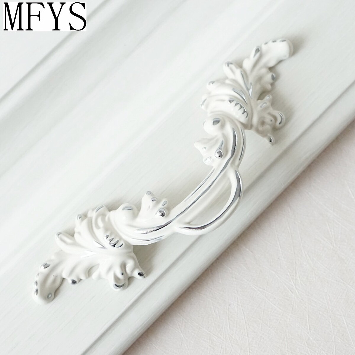 Shabby Chic Dresser Knobs