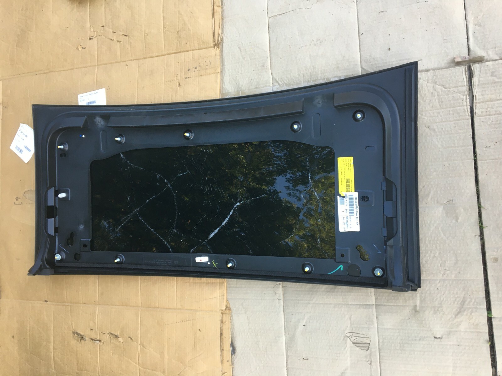 Tesla Model X Falcon Roof Door Glass Frame Rear 2016-2020 Left or Right ...