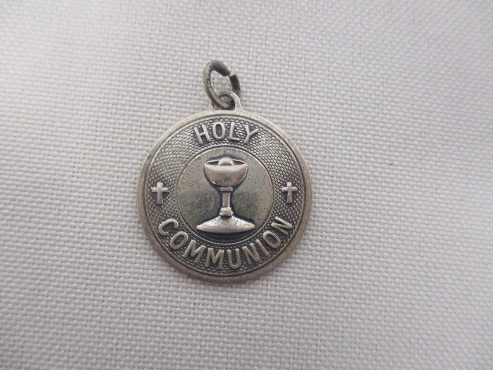 VINTAGE BEAU STERLING SILVER HOLY COMMUNION CHARM - Gem