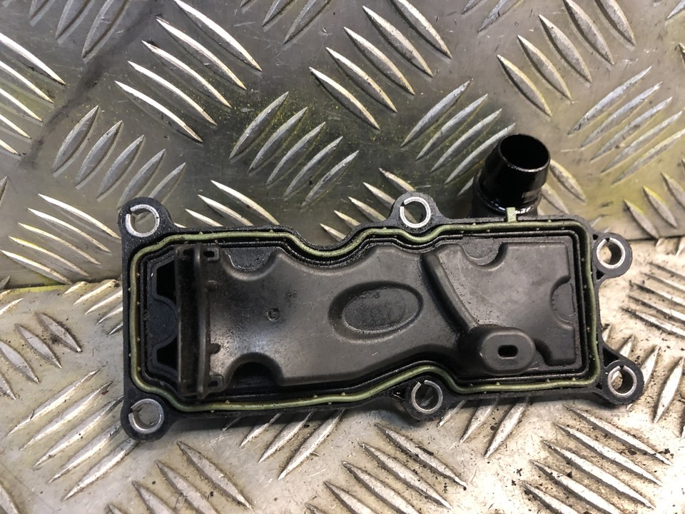 MERCEDES BENZ W205 C 200 Breather 2740100401 2.0 Petrol 135 kw | eBay