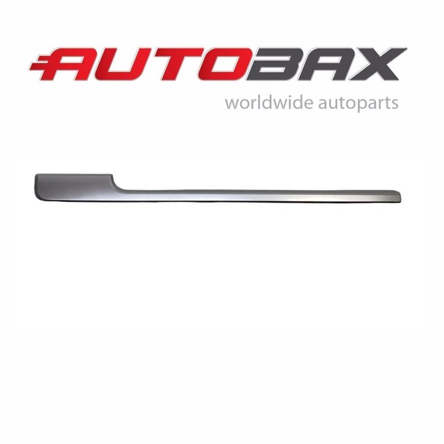 Takeoff Range Rover 2018 Front Door Moldings Satin White - LR105377 ...