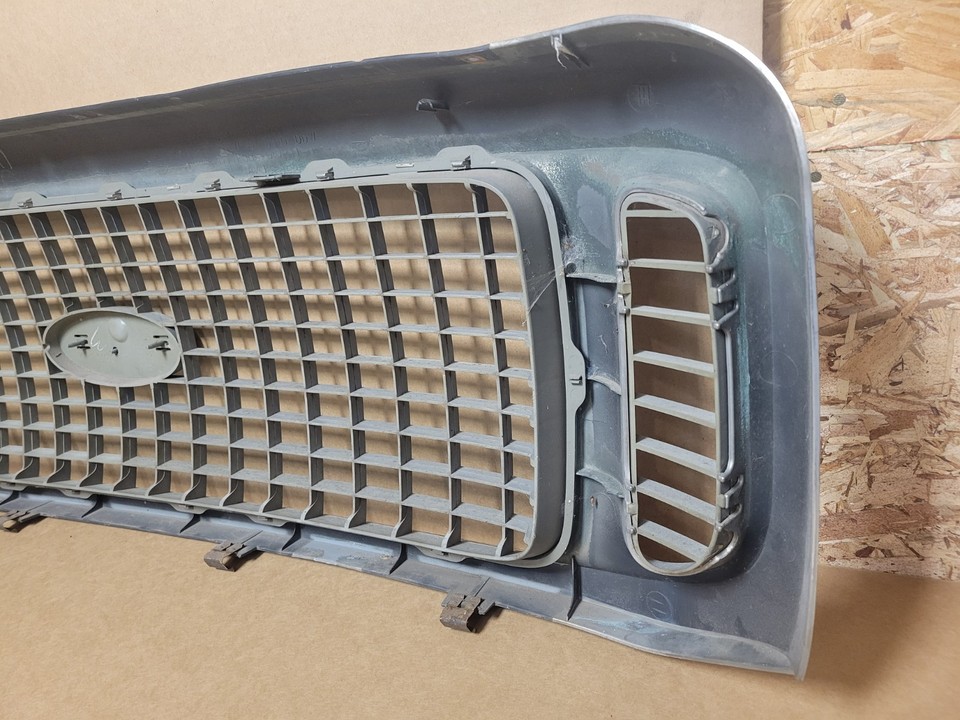 2000 2001 2002 2003 2004 Ford Excursion Front Grill Grille OEM Mesh ...