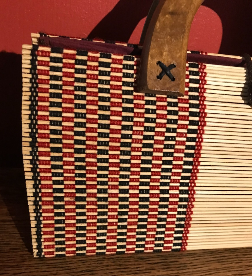 RATTAN/REED HANDBAG WITH WOODEN HANDLES. RED & BLACK WEAVE. INSIDE ...