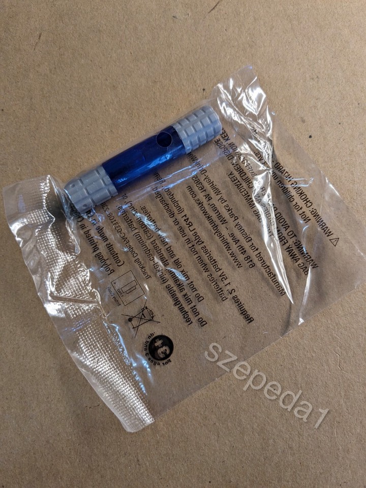 Disneyland DCA Avengers Campus light up Blue PYM PARTICLE capsule FREE ...