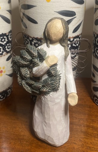 2001 DEMDACO WILLOW TREE FIGURINE “ANGEL OF WINTER” SUSAN LORDI 5” Tall ...