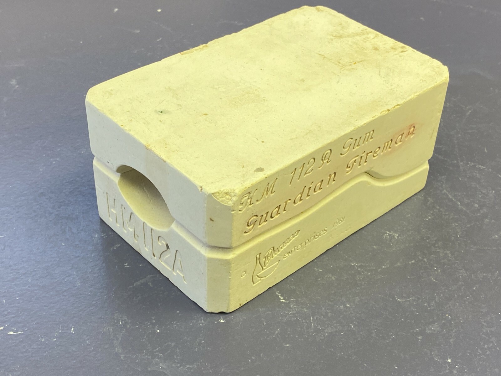 VINTAGE DUNCAN CERAMIC MOLD HM-112A GUM GUARDIAN- FIREMAN 1981 DUNCAN ...