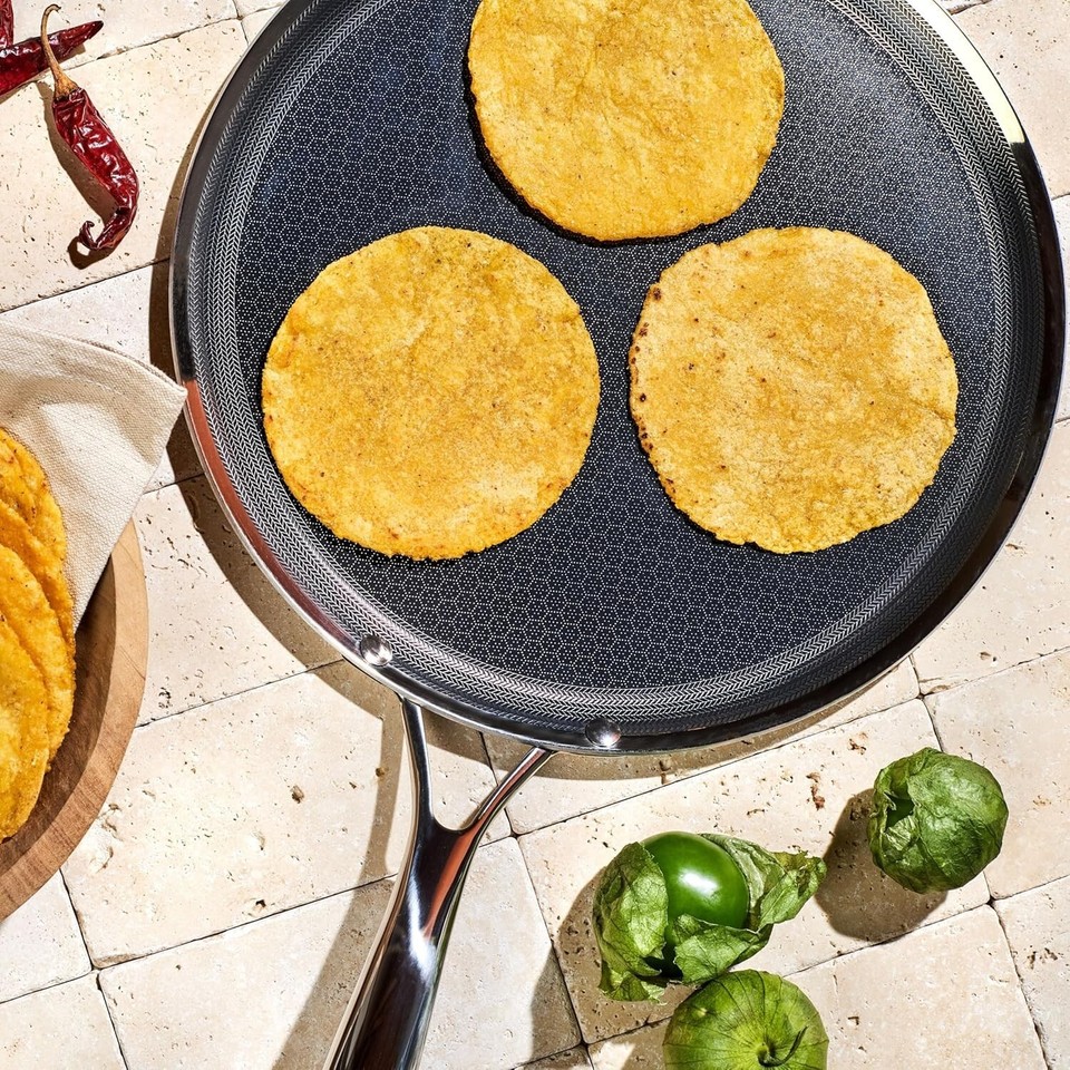 HexClad Hybrid Nonstick 12-Inch Griddle Pan, Stay-Cool Handle ...