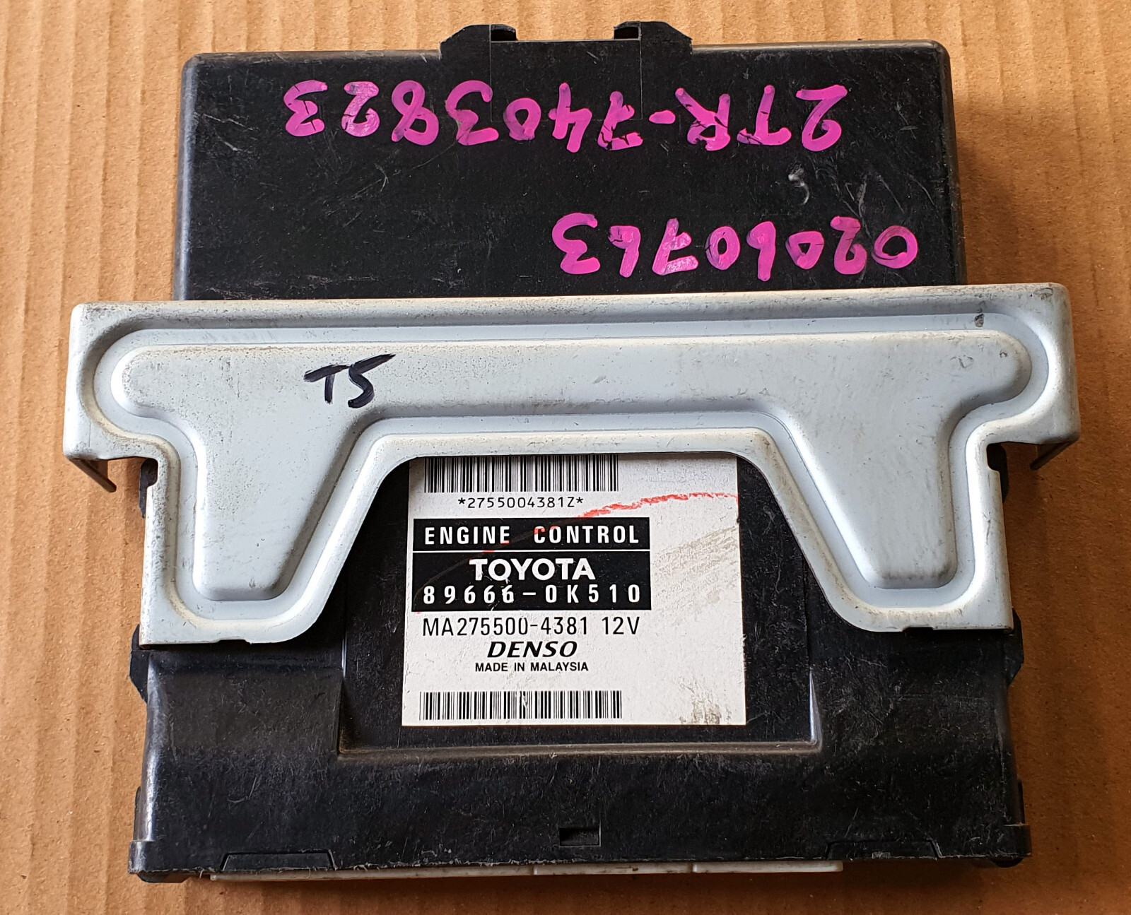 Toyota Hilux GGN15, KUN1 11-15 89666-0K510 Eingine control Unit Oem jdm ...