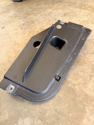 Lexus GX460 OEM Bumper Protector sub-assy, rear left 58724-60040 | eBay