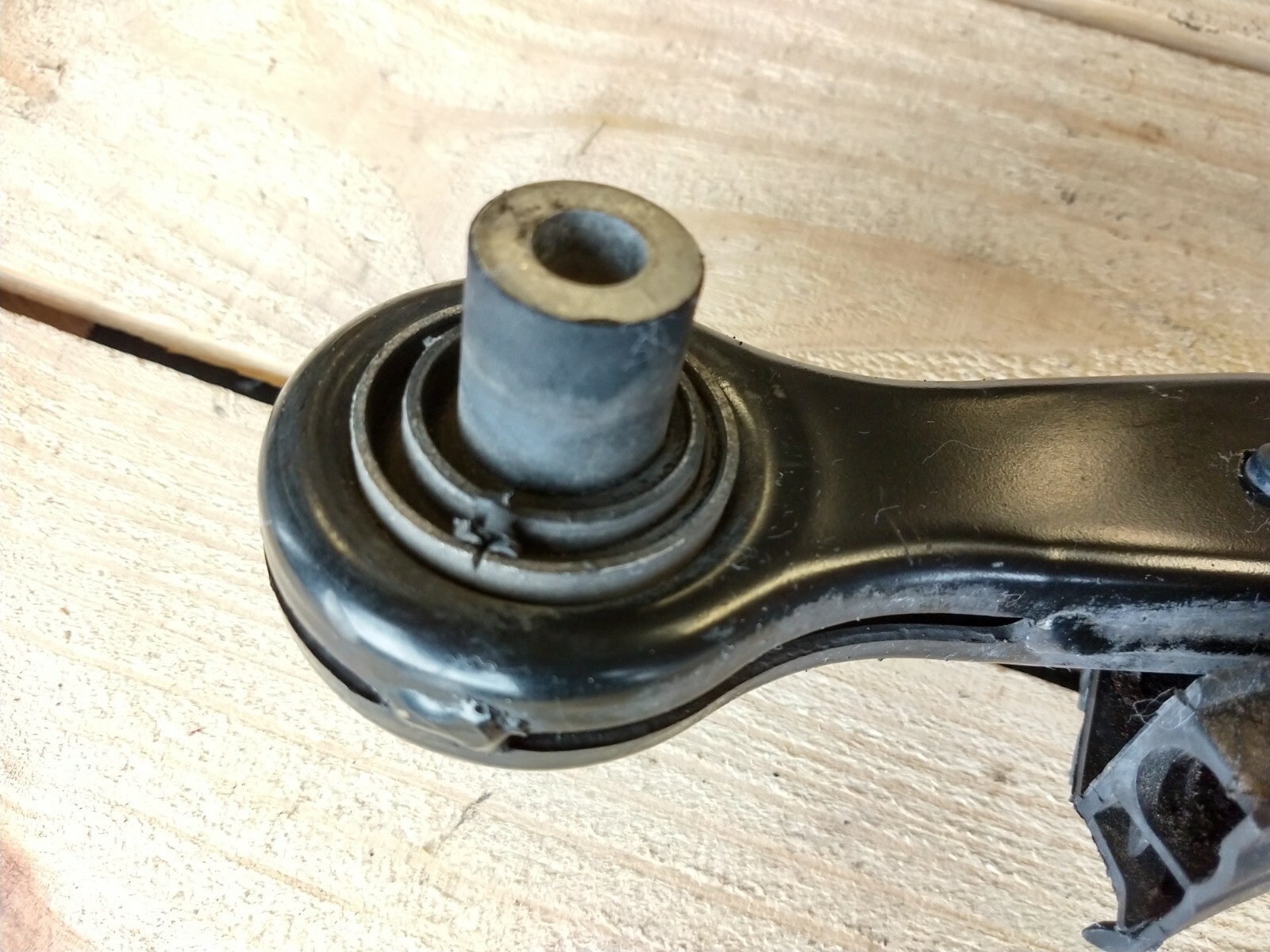 BMW RIGHT WISHBONE UPPER CONTROL ARM REAR SUSPENSION E53 X5 33326770860 ...