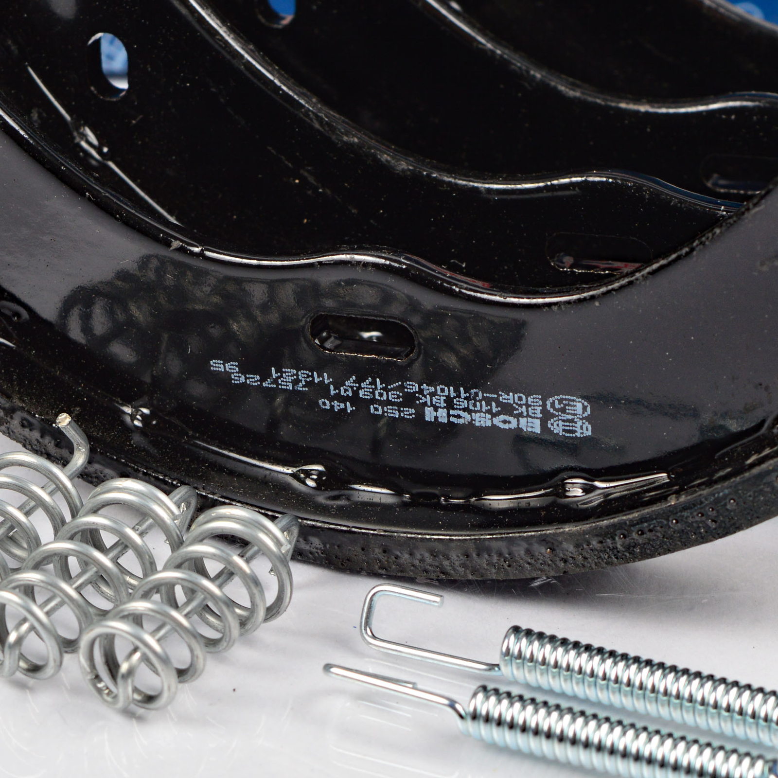 BOSCH Bremsbacken + Nachsteller für MERCEDES VIANO VITO W447 W639 OE ...