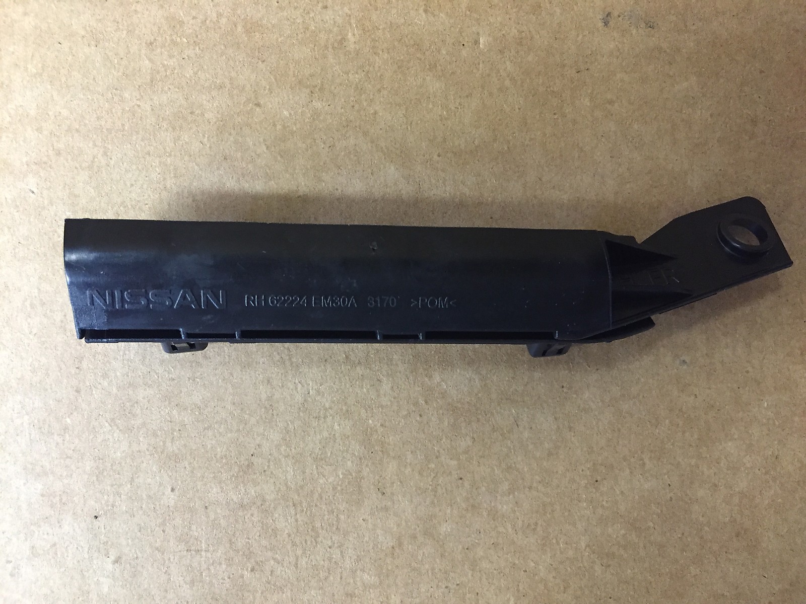 New Genuine OEM Front Bumper Bracket For Nissan 2007-2012 Versa 62224 ...