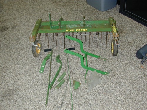 John Deere LX255 LX266 LX277 GT225 GT235 & 300 SERIES FRONT THATCHER ...