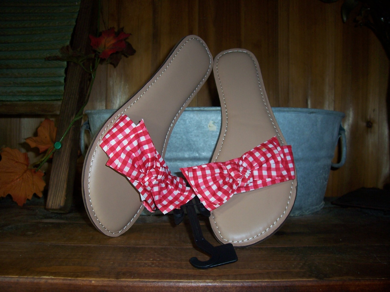 TIME AND TRU LADIES WOMENS RED PLAID SANDALS SHOES SIZE 9 BOW SUMMER ...