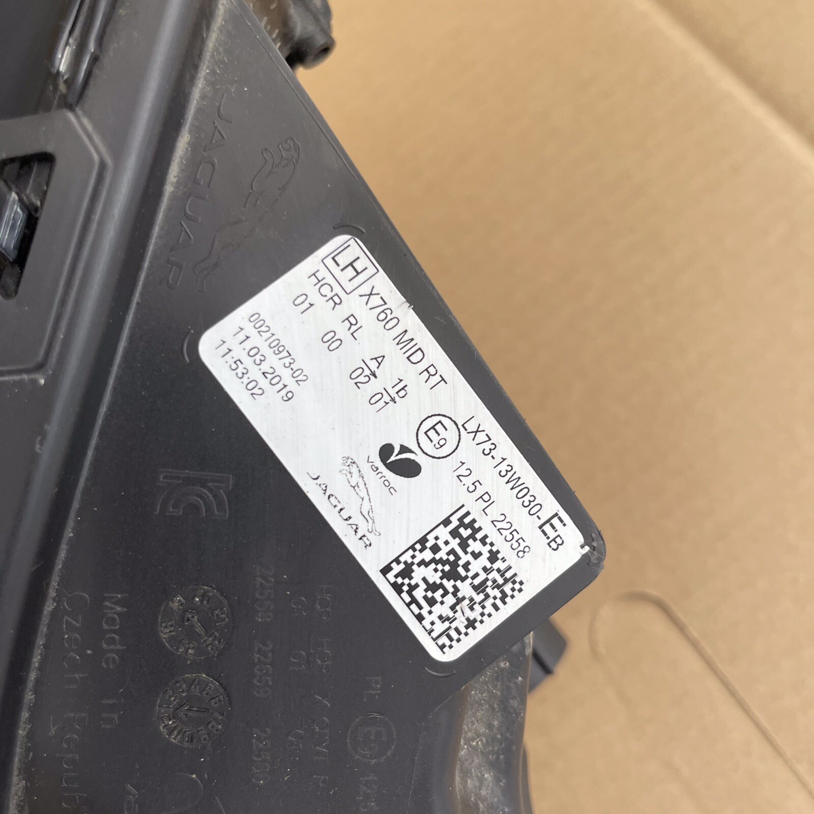 Jaguar Xe X760 Mid Spec Led Headlight LH Matrix Led Left Hand Drive ...